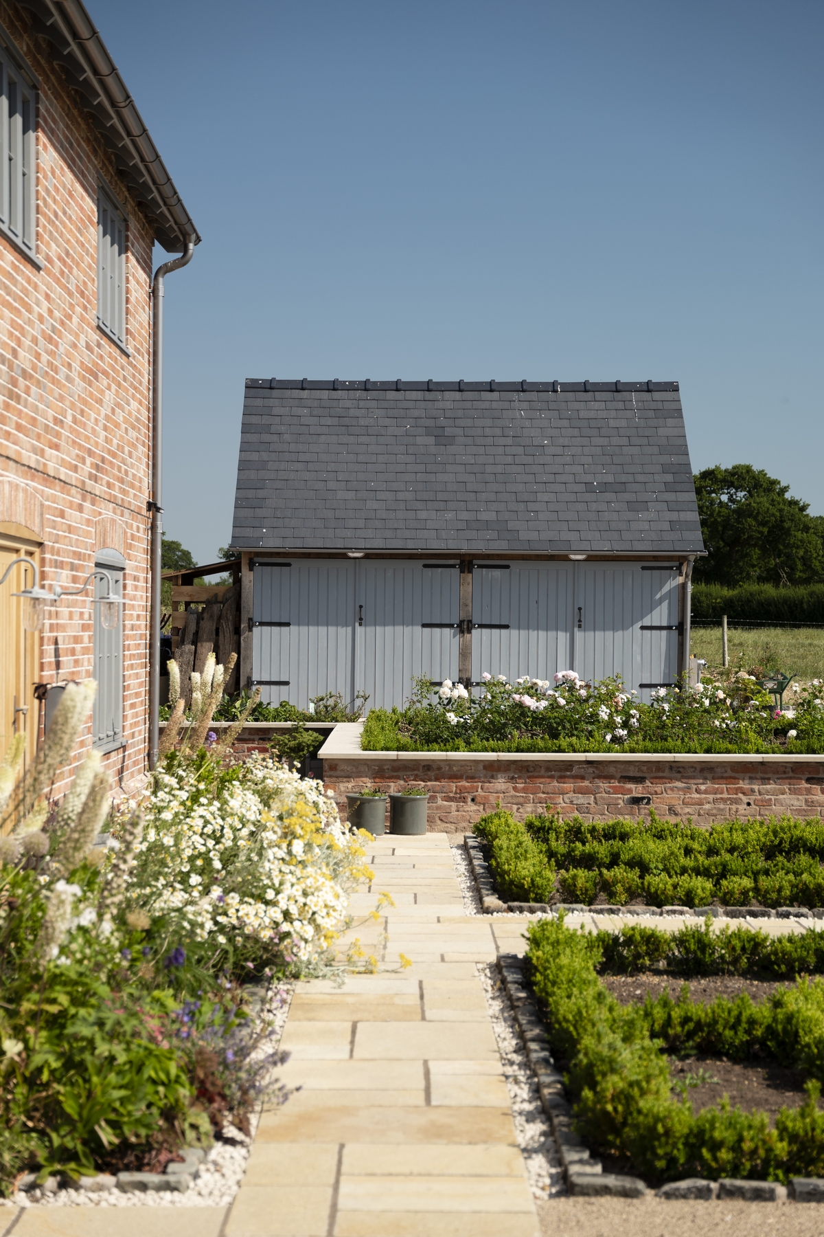 Horton Hall Garage | Border Oak